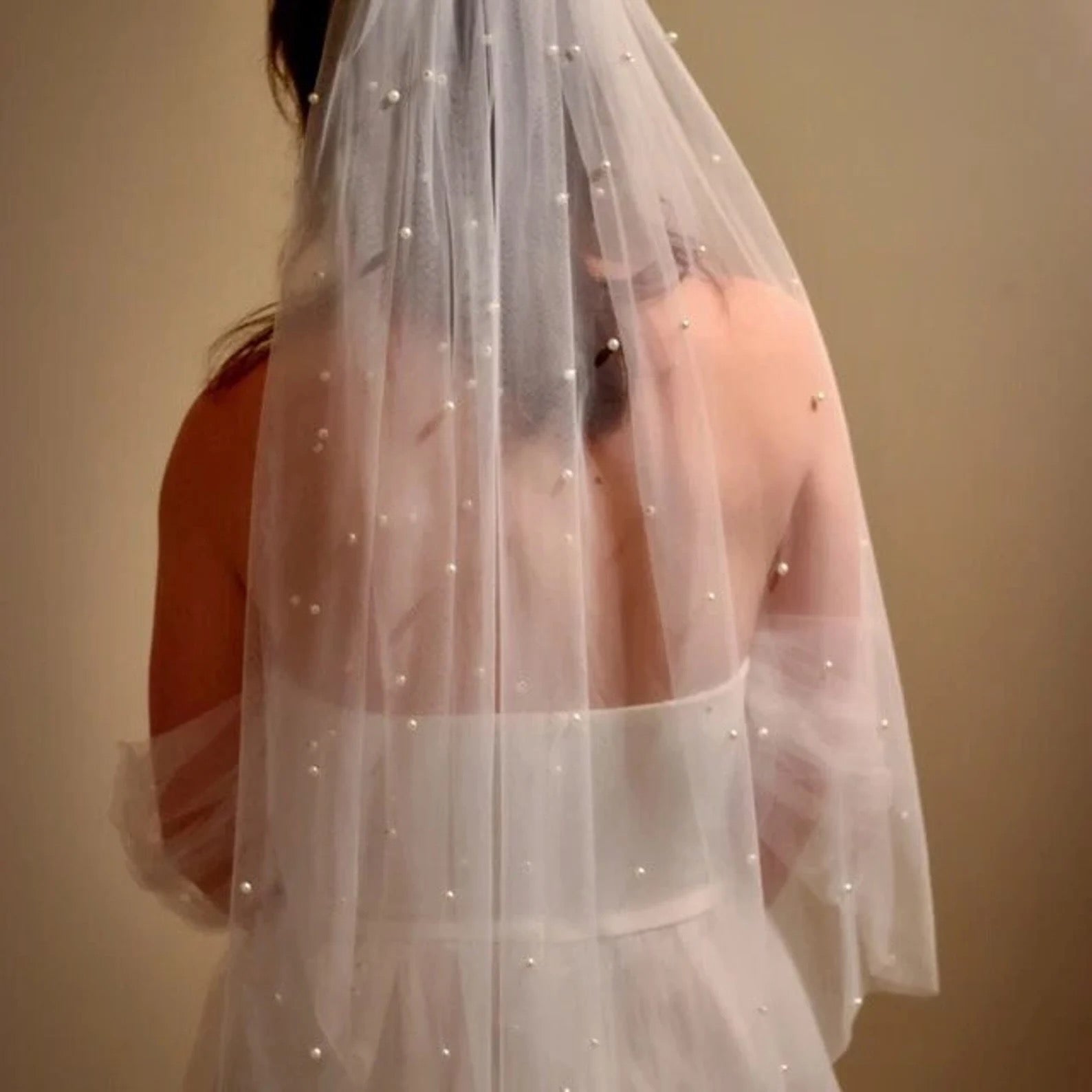 Ivory or White Pearl Veil with comb – GLAMOUR BRIDE USA